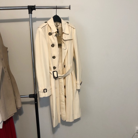 Burberry | Jackets & Coats | Burberry Ivory Trench Coat | Poshmark